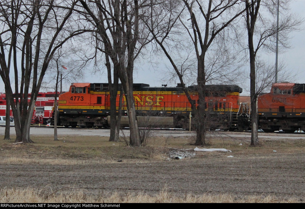 BNSF 4773